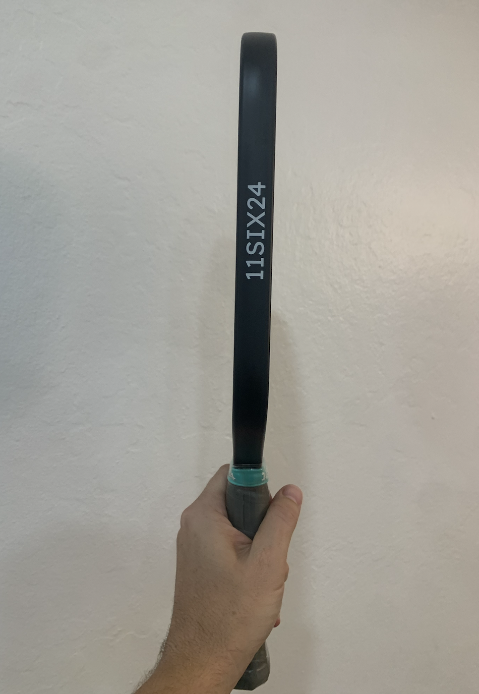 11six24 Hurache-X Pickleball Paddle Review: 4 Things You Need to Know