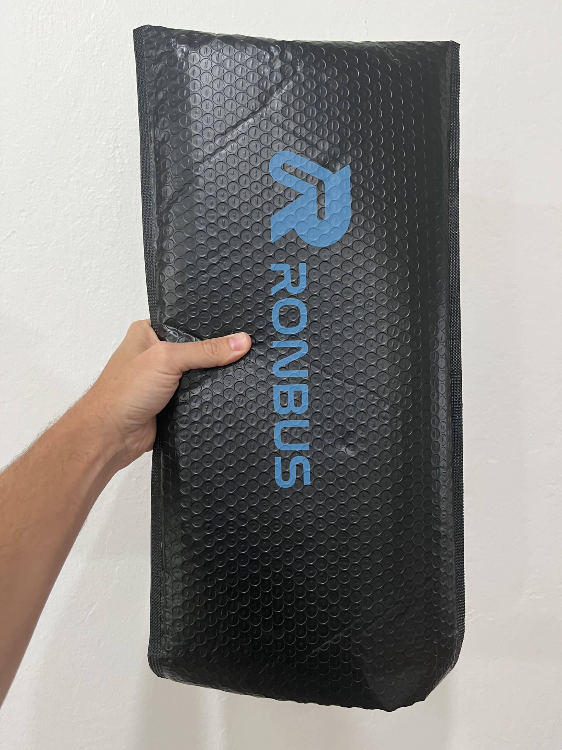 Ronbus Quanta Pickleball Paddle Review: 3 Things to Know
